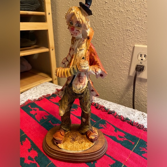 Art | Vintage Emmett Kelly Jr Sad Accordion 1983 | Poshmark